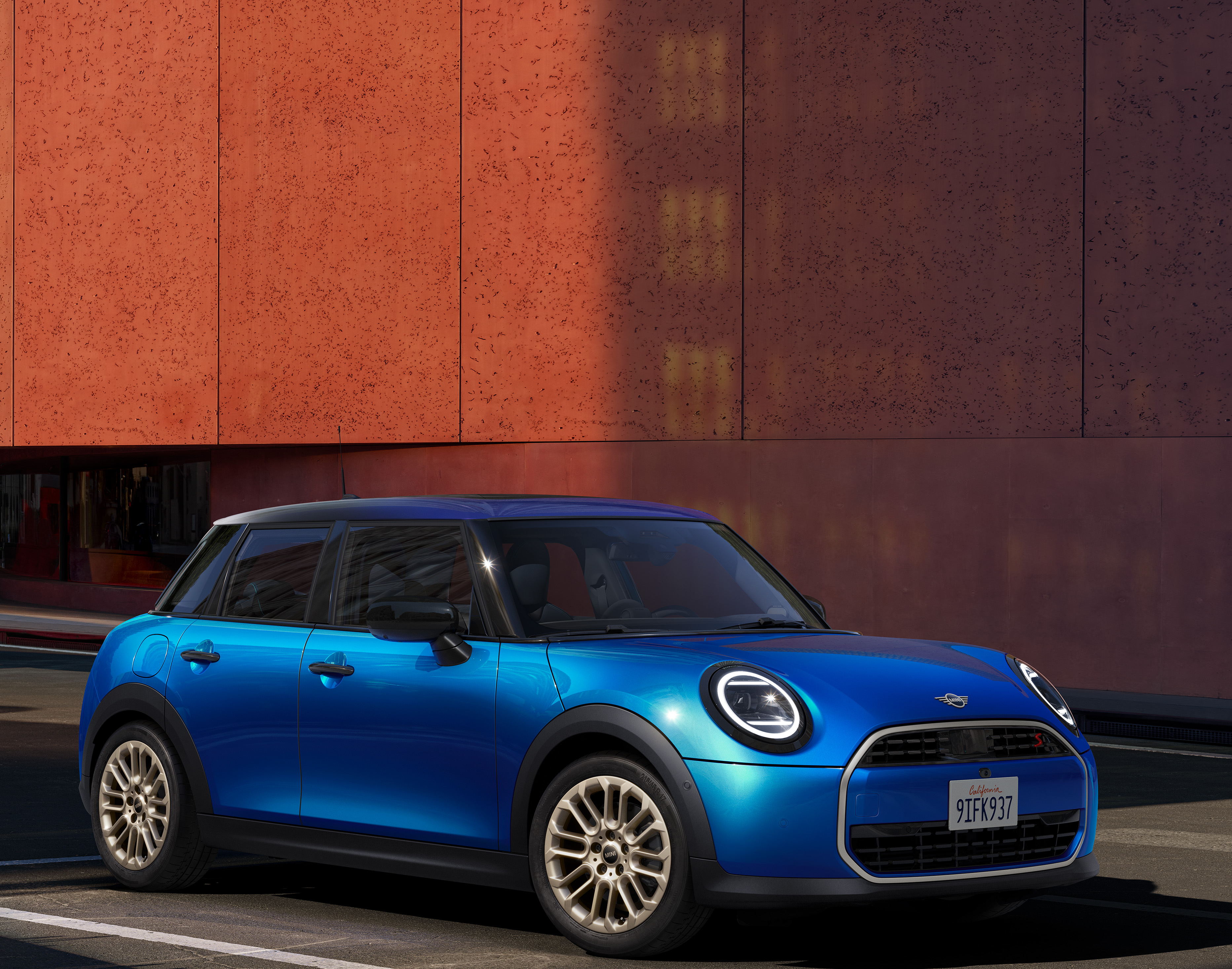 MINI Cooper 3dveřové – Verze & Ceny